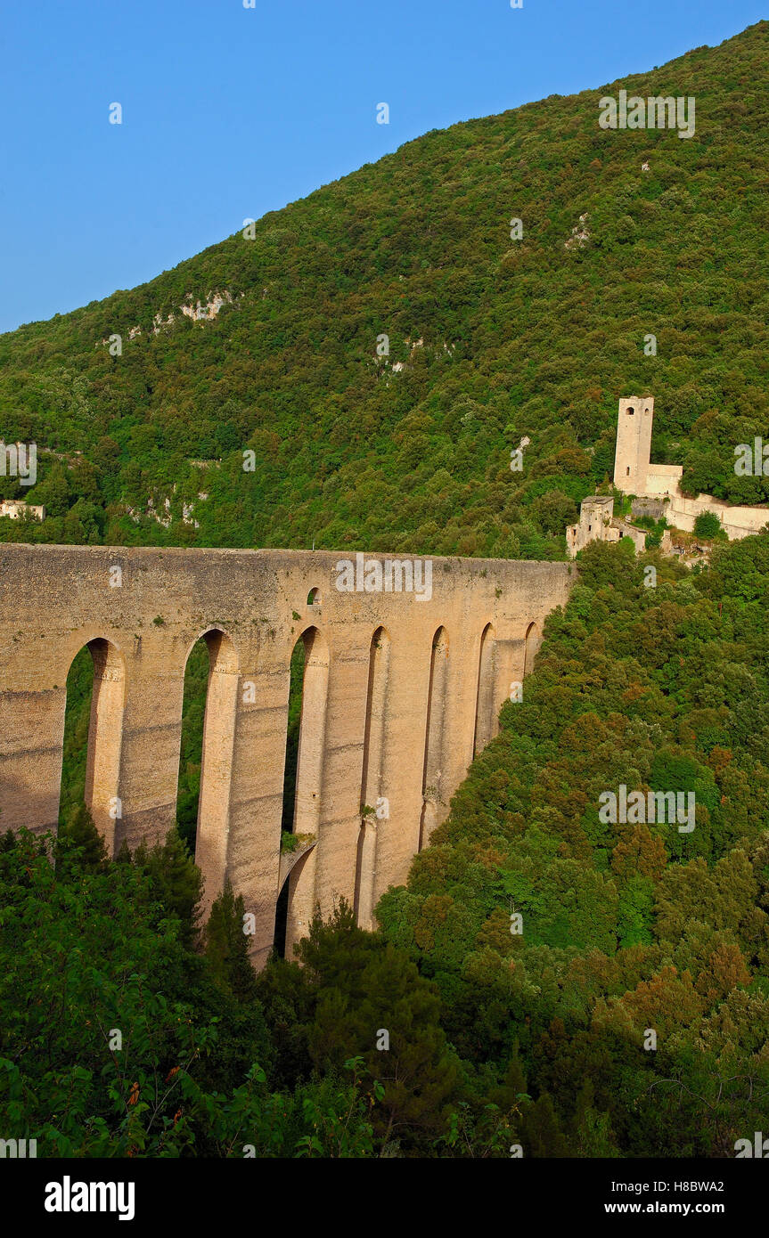 Ponte delle torri bridge of towers hi-res stock photography and images ...
