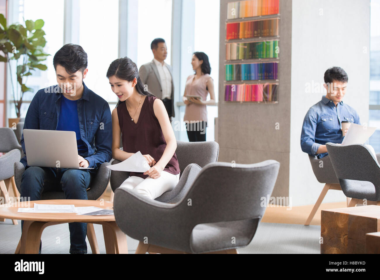 Chinese business people working in office Stock Photo - Alamy