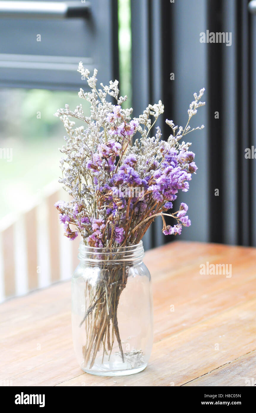 statice flowers in a vase Stock Photo - Alamy