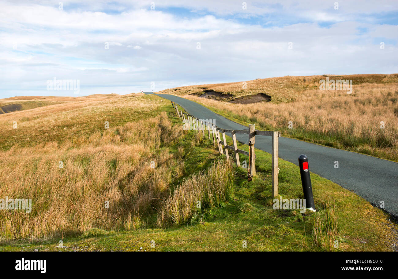The Road to Tan Hill in the Yorkshire Dales, North Yorkshire England UK ...