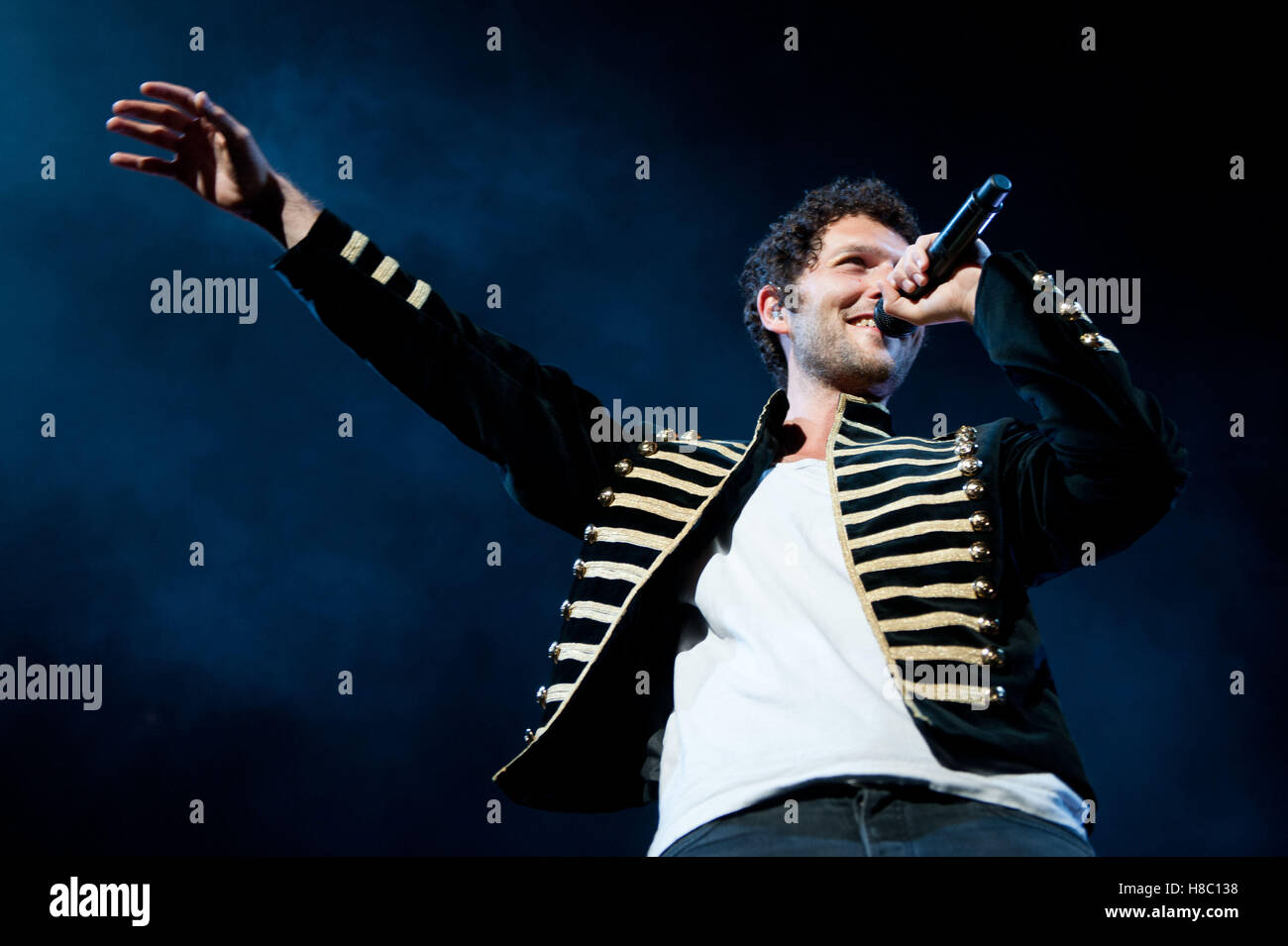 Aaron simon buret singer hi-res stock photography and images - Alamy