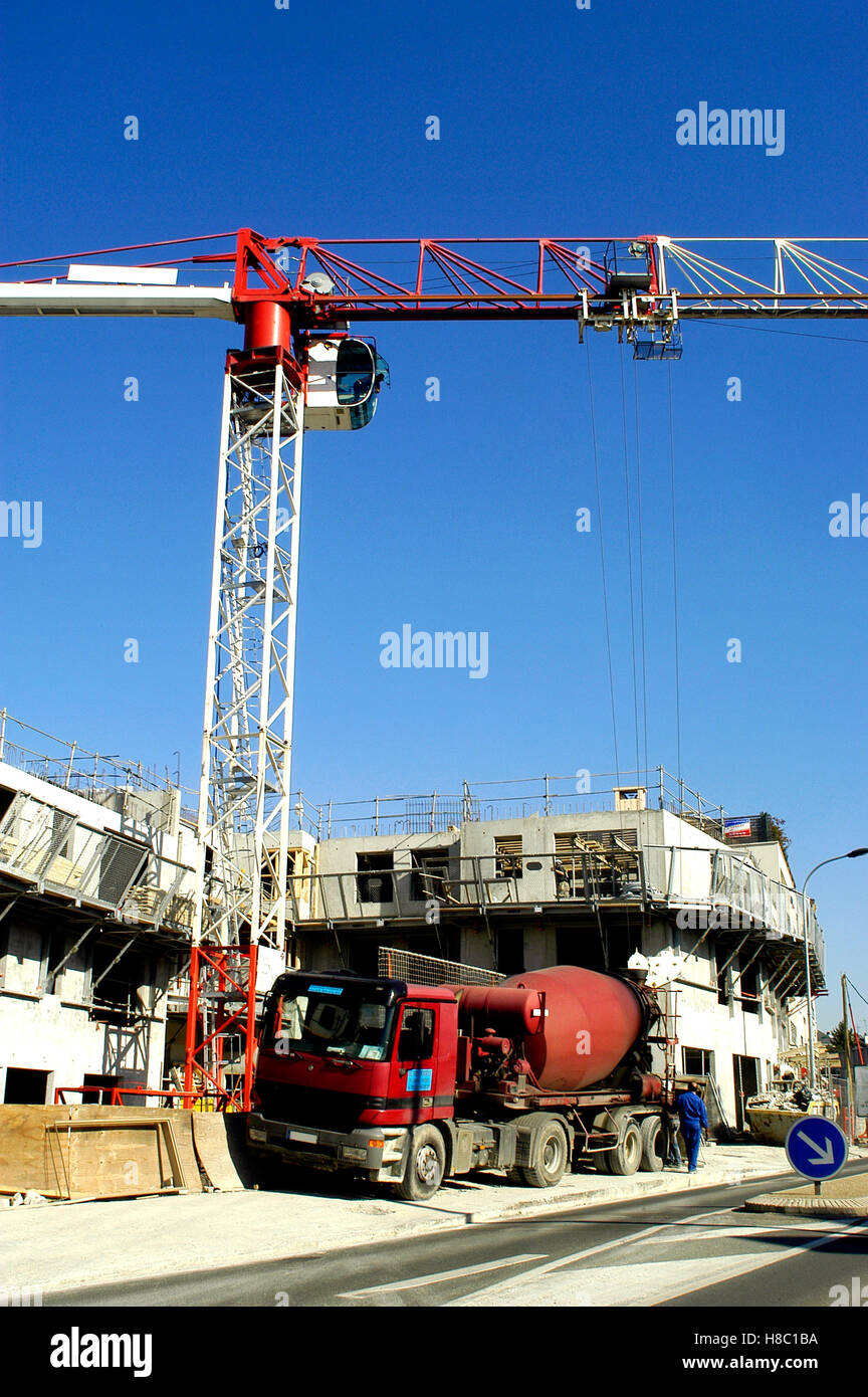 Construction site of new building in the city center Stock Photo - Alamy