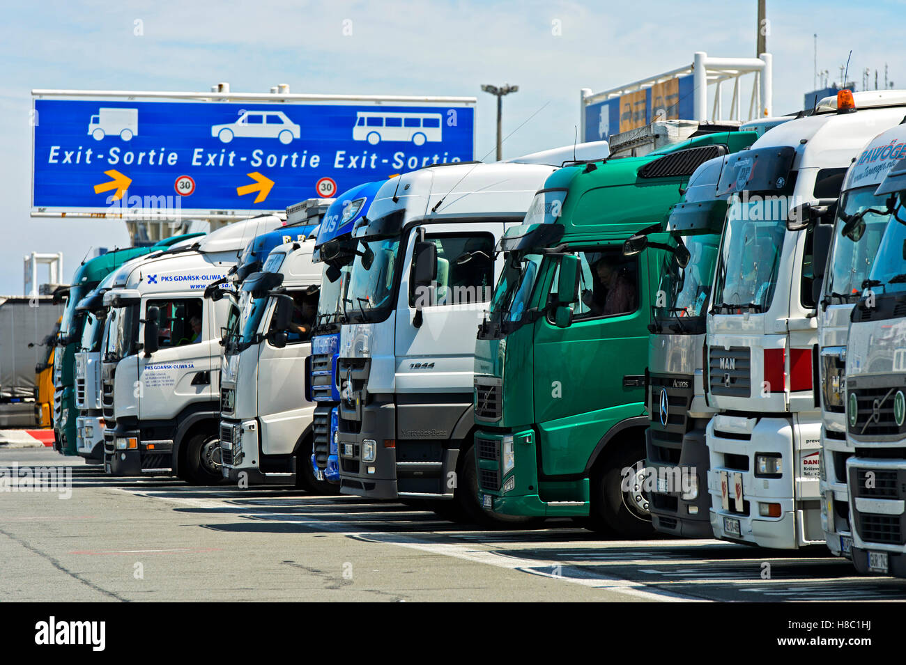 Calais (northern France): lorries waiting for boarding the ferry Stock ...