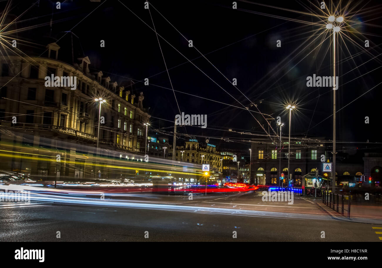 On busy city street hi-res stock photography and images - Alamy