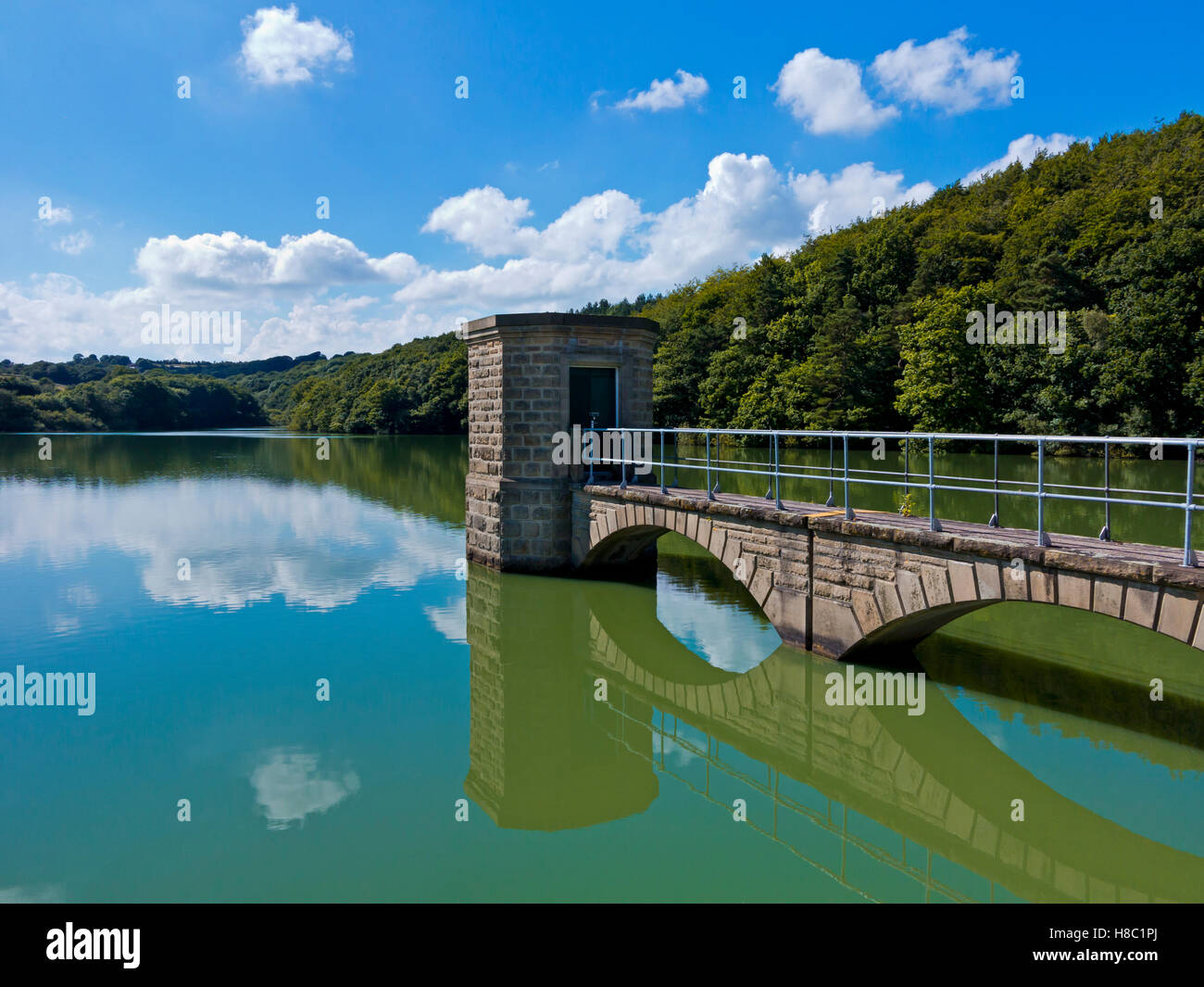 Uk reservoirs hi-res stock photography and images - Alamy