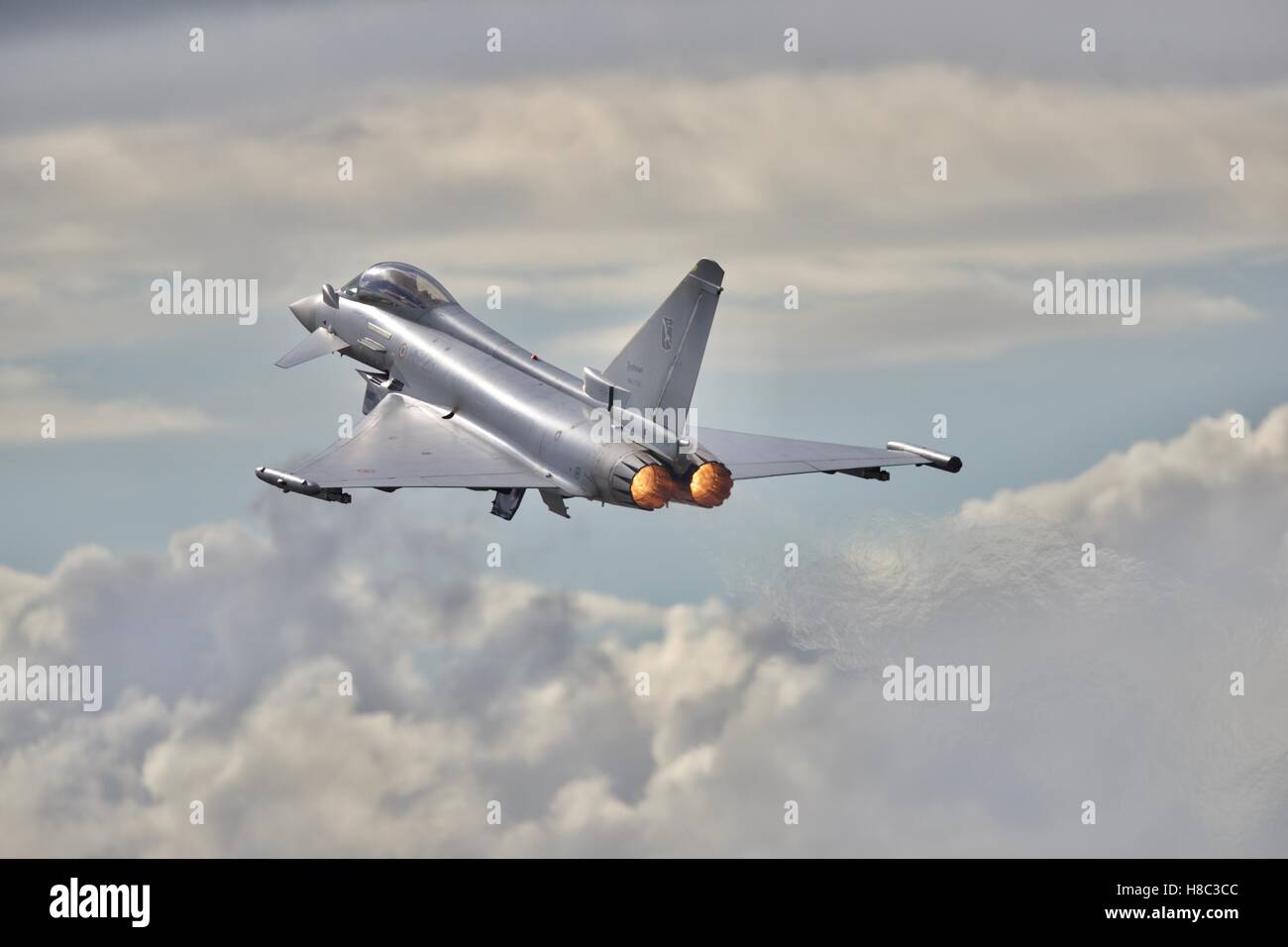 Eurofighter typhoon fighter jets hi-res stock photography and images ...