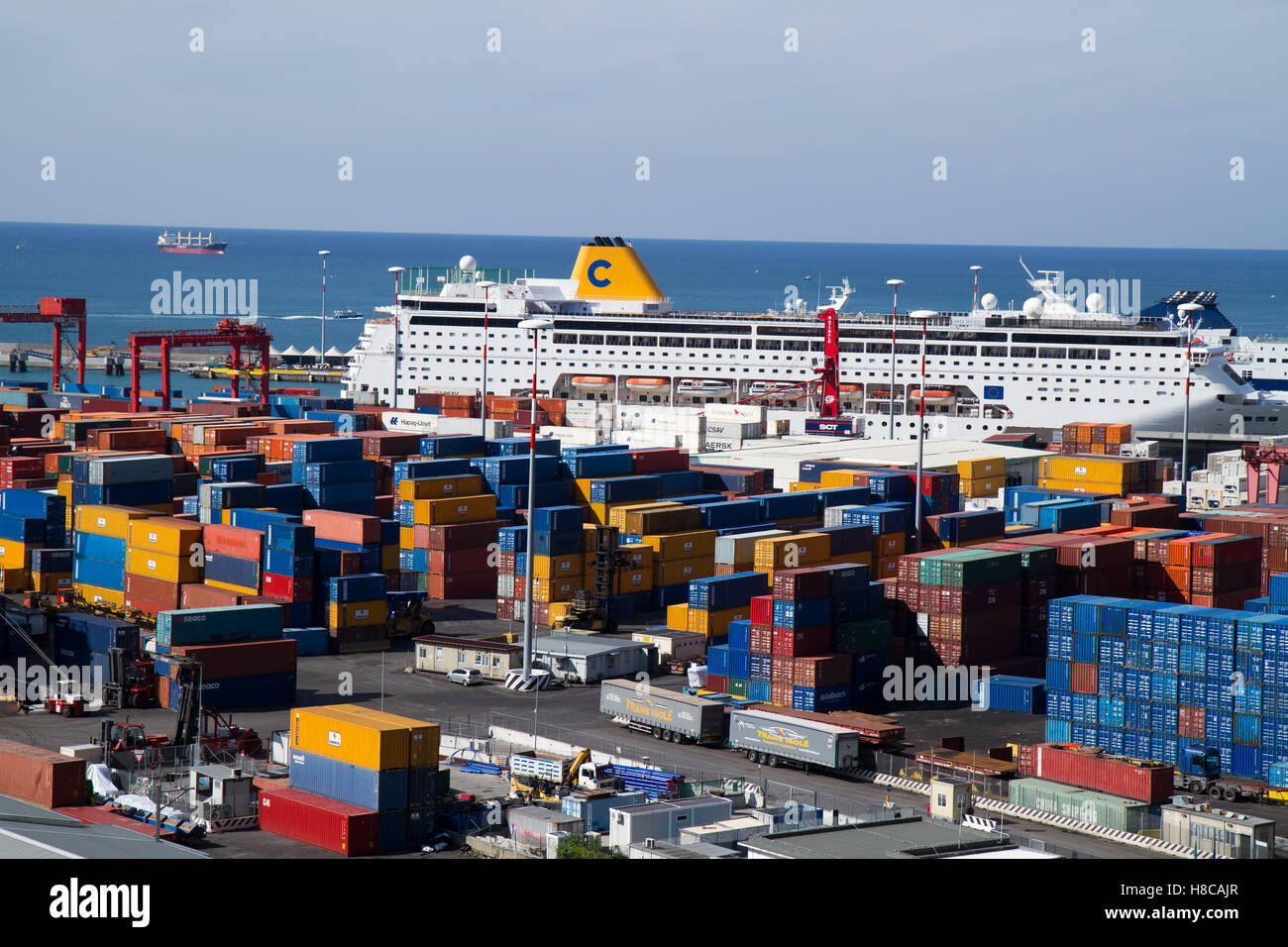 harbor full with container for international shipment Stock Photo - Alamy