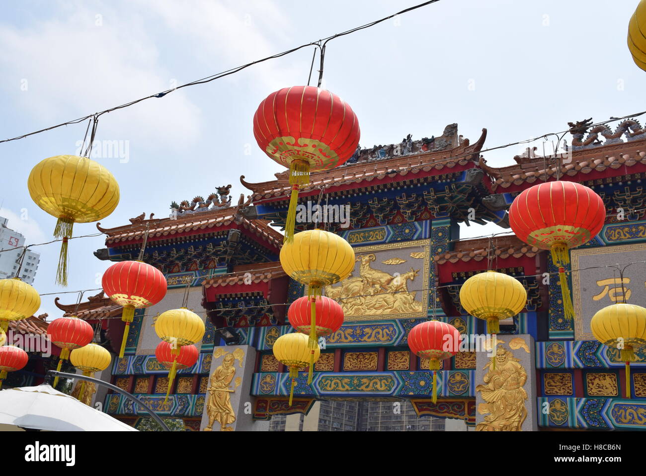 Tai hong kong shrine hi-res stock photography and images - Alamy