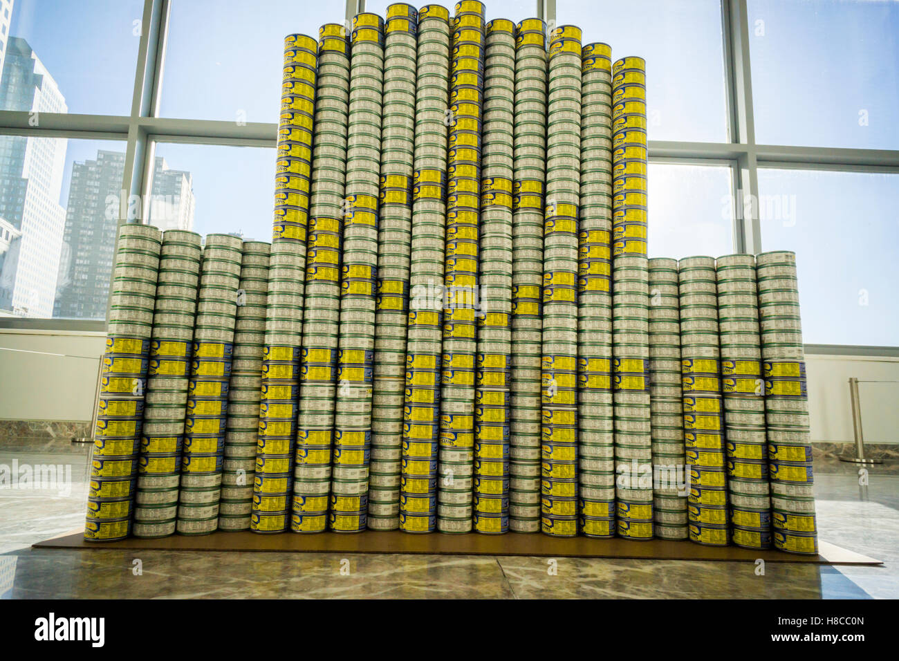 Canstruction hi-res stock photography and images - Alamy