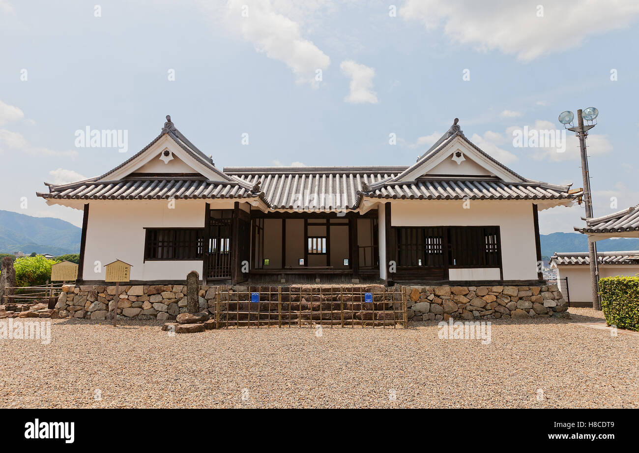 Japanese castle gate hi-res stock photography and images - Alamy