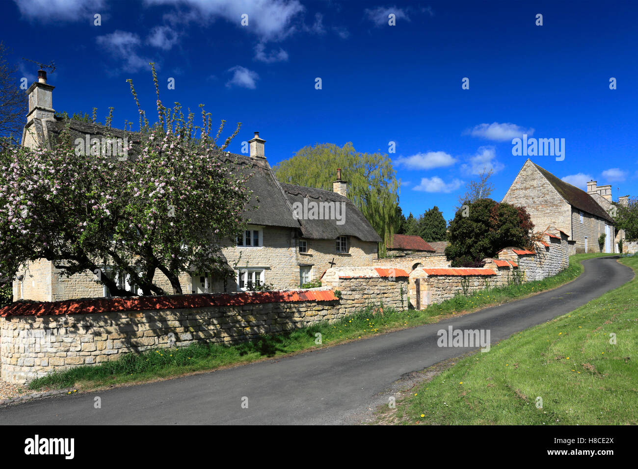 Spring, the village green at Barrowden village, Rutland County, England ...