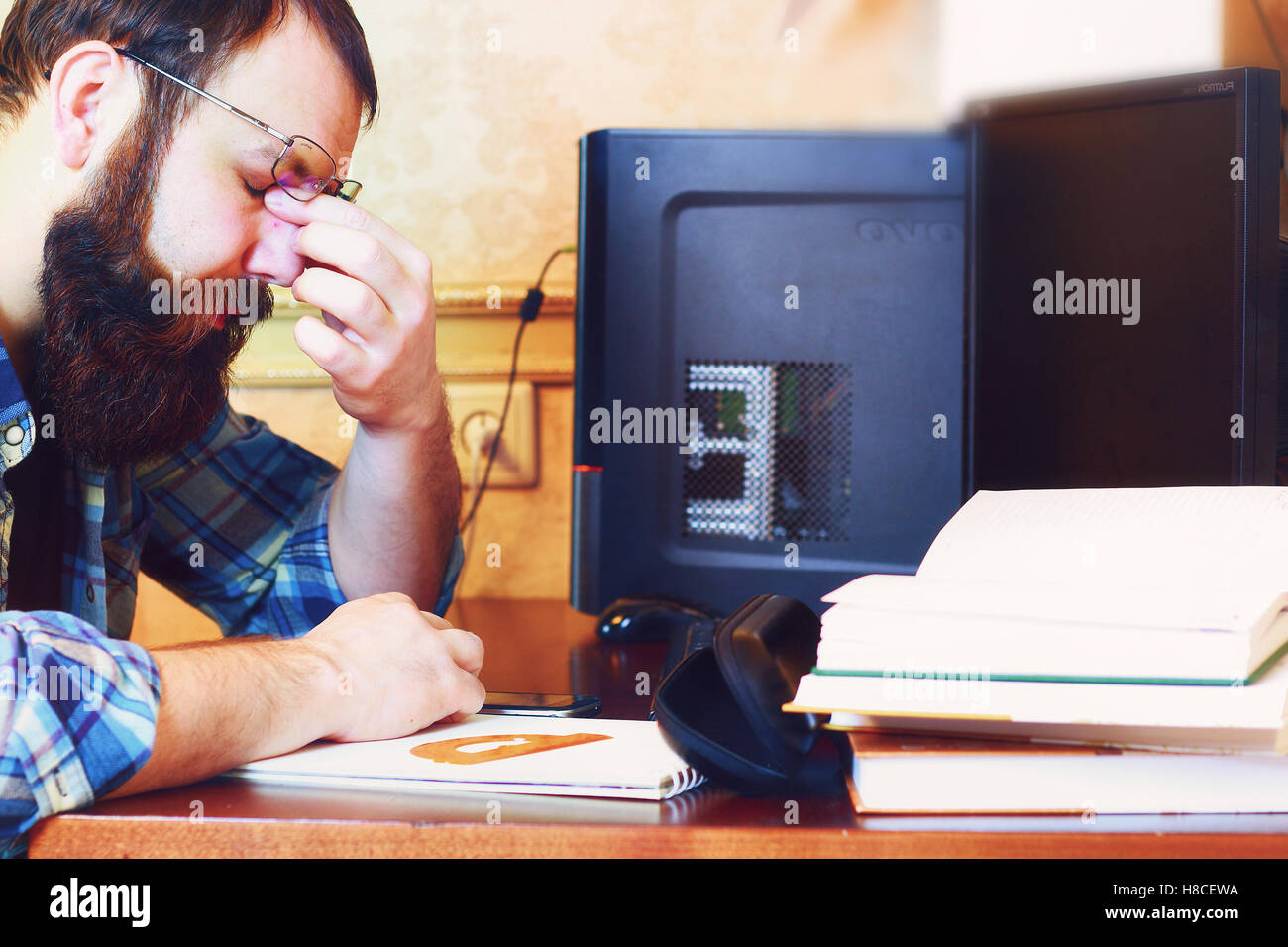 male work computer pen write Stock Photo - Alamy