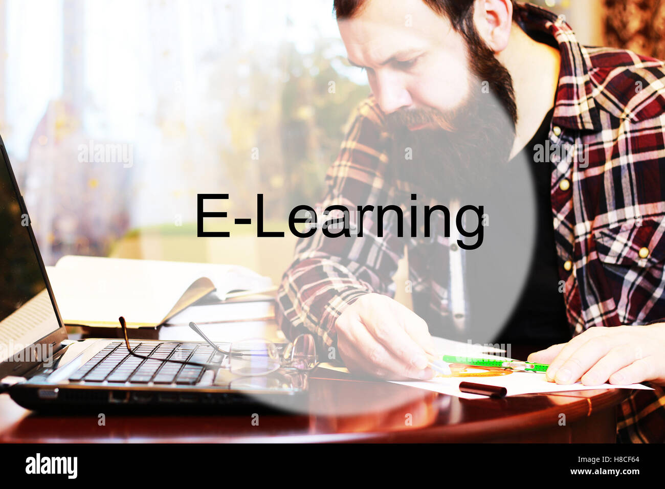 background study online education Stock Photo - Alamy