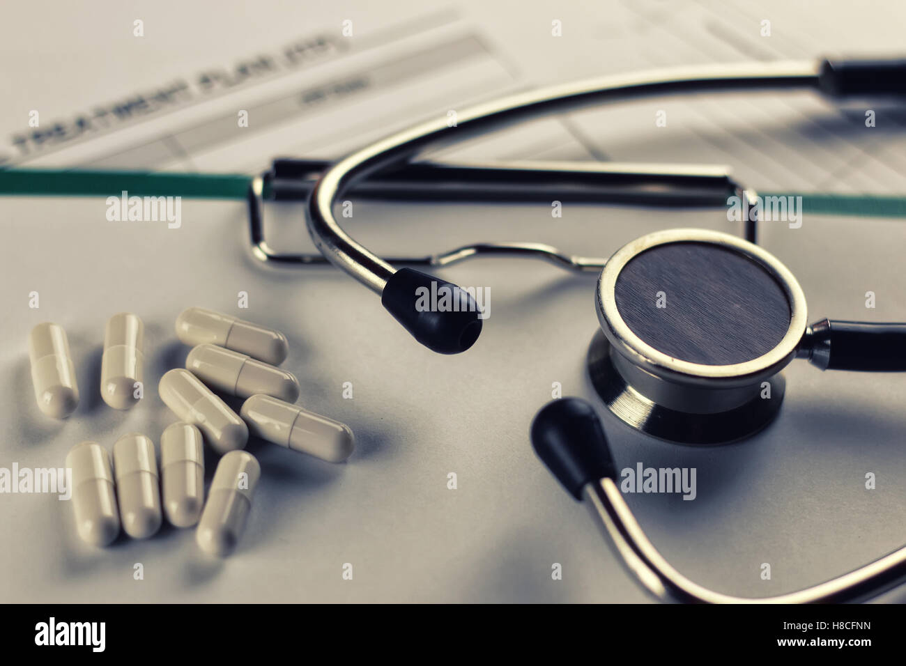 prescription cardiologist stethoscope Stock Photo - Alamy