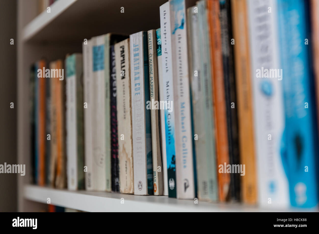 Ikea bookcase hi-res stock photography and images - Alamy