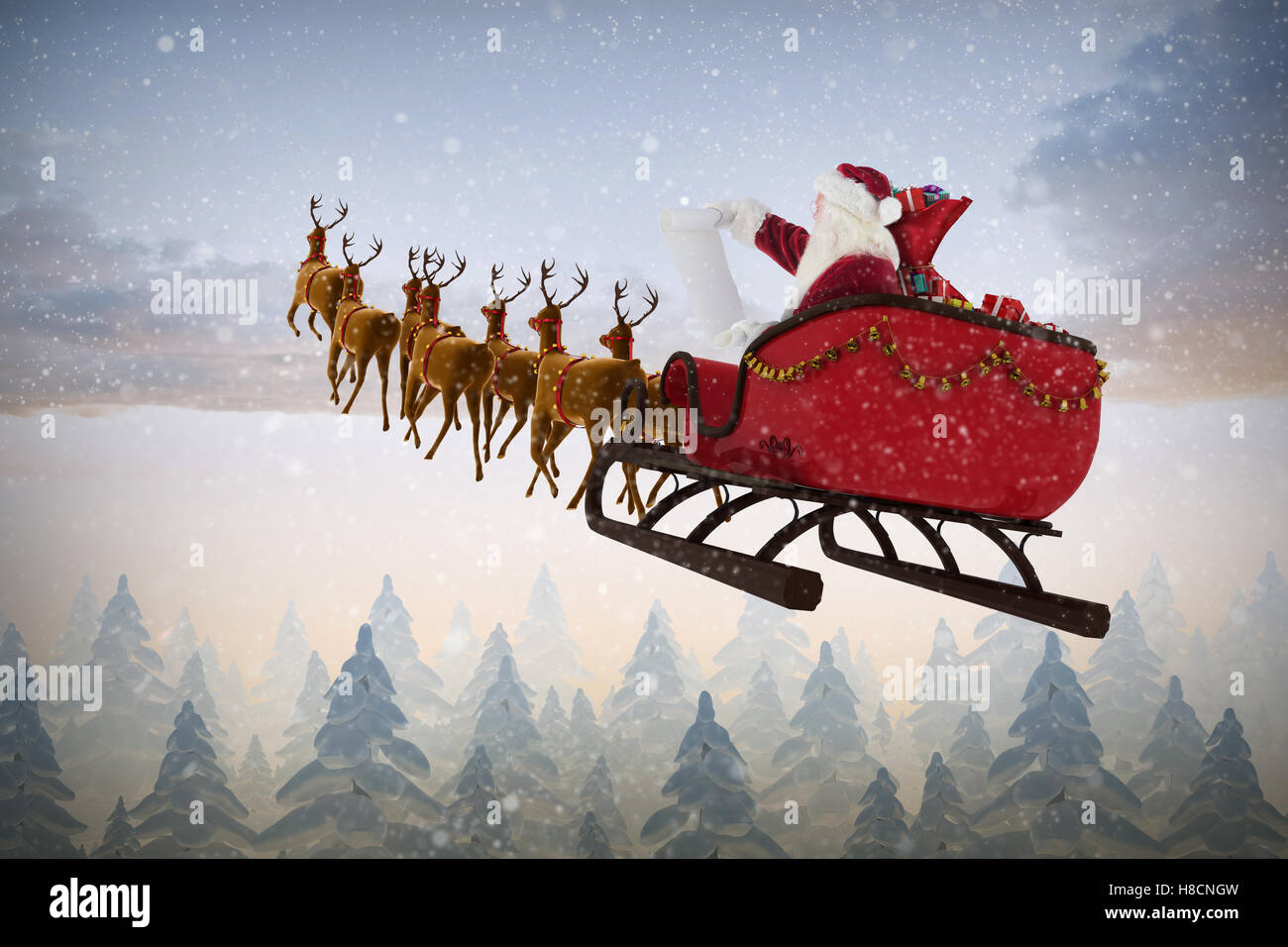 Santa Riding Sleigh Stock Photos & Santa Riding Sleigh Stock Images - Alamy