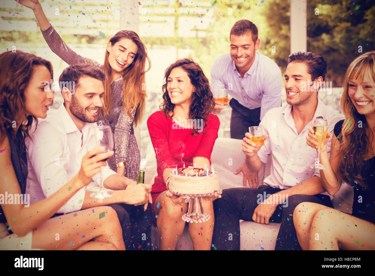 Birthday friends 20s hi-res stock photography and images - Alamy