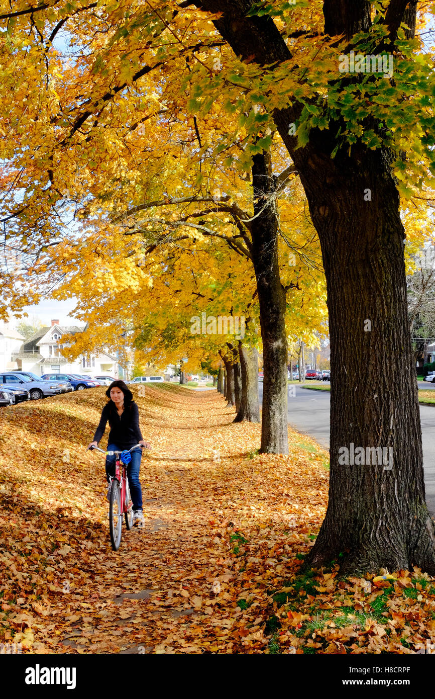 Spokane autumn hi-res stock photography and images - Alamy