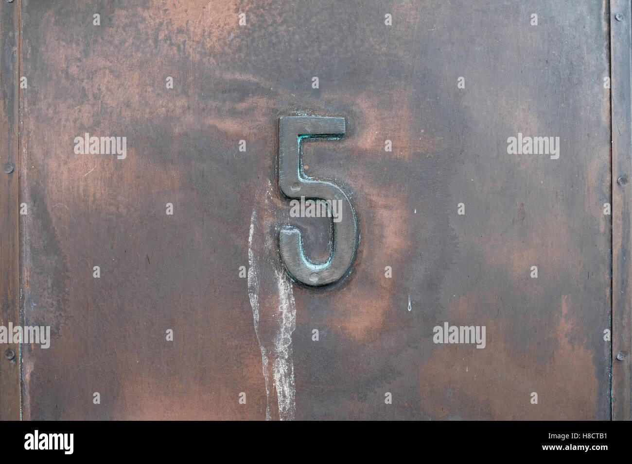 Number five in metal, 5 Stock Photo - Alamy