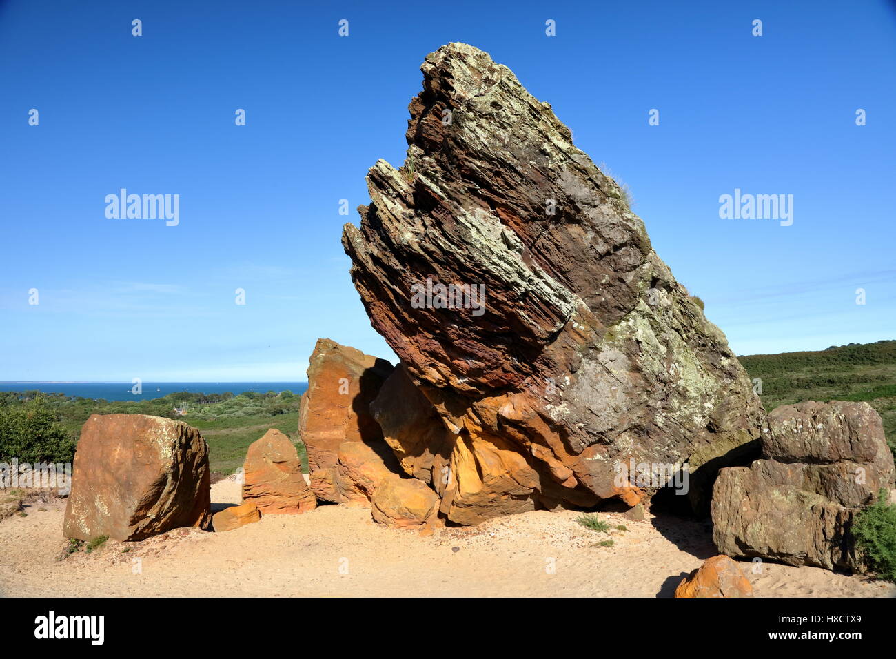 Agglestone Rock (Devil's Anvil) very prominent on Godlingstone Heath of ...