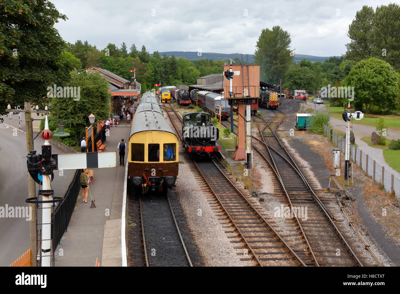 GWR Pannier Tanker 6412 with steam up awaits water top up at ...
