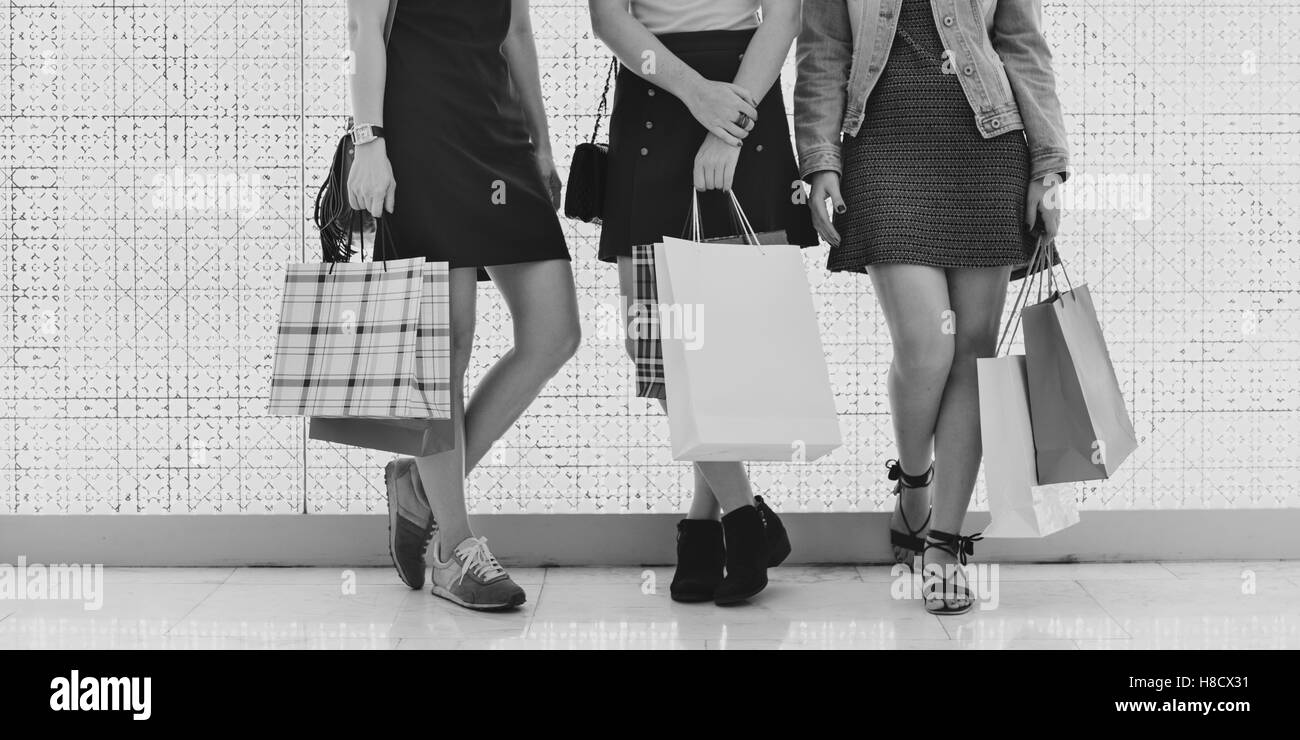 People at shopping mall Black and White Stock Photos & Images - Alamy