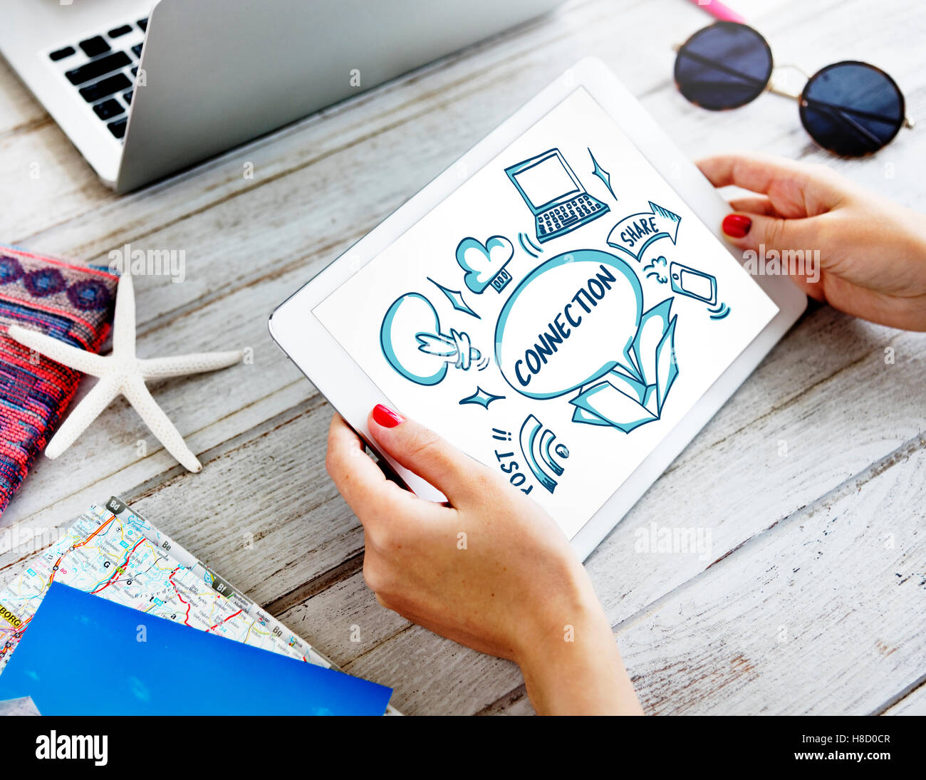 Connection Technology Ideas Outside Box Sketch Concept Stock Photo - Alamy