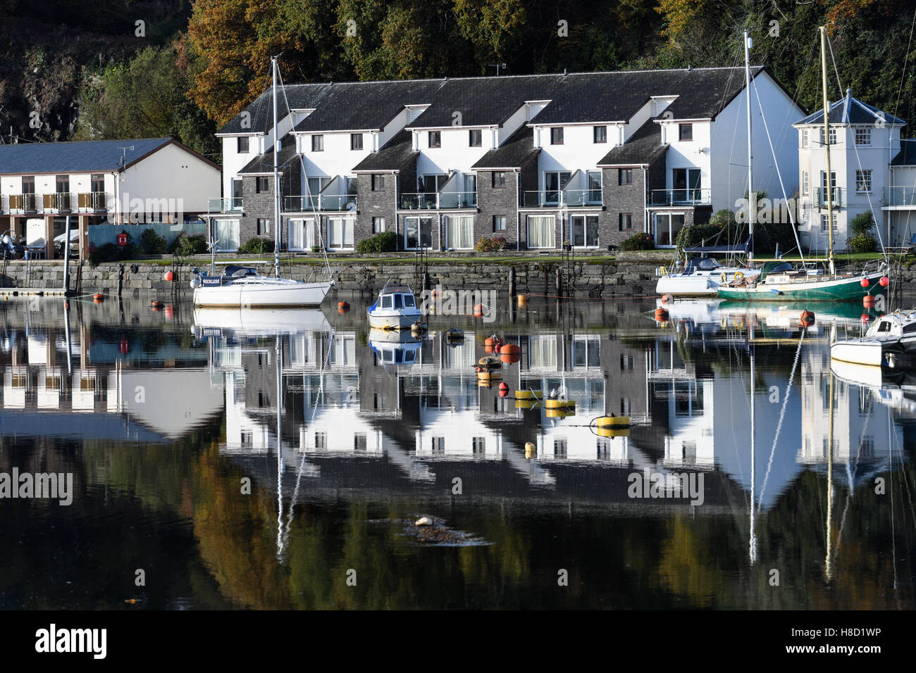 Harbour at Porthmadog, Wales Stock Photo - Alamy