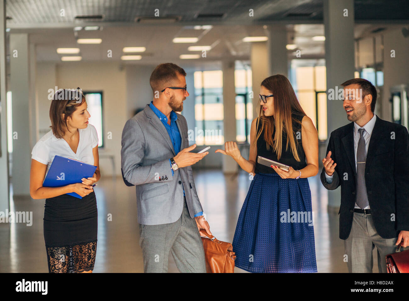 Four diverse work in office hi-res stock photography and images - Alamy