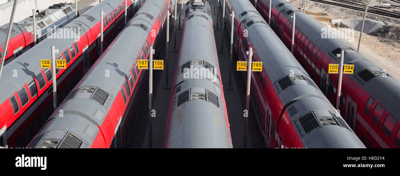 train standing at the station, top view Stock Photo - Alamy