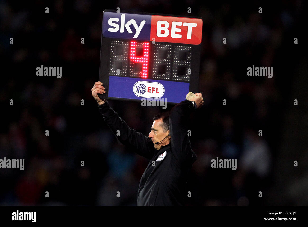 Fourth official holds up board hi-res stock photography and images - Alamy