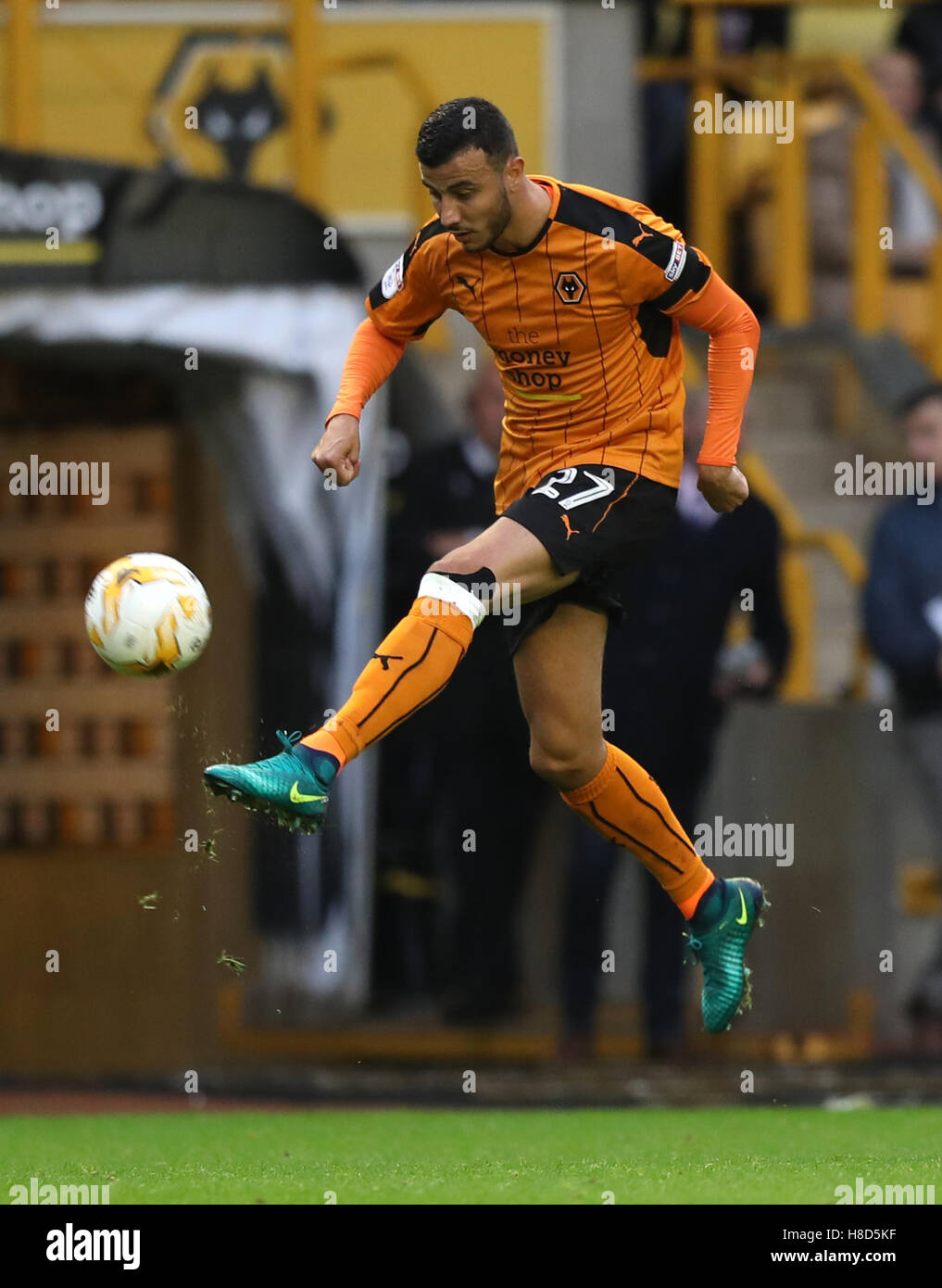 Romain Saiss, Wolverhampton Wanderers Stock Photo - Alamy