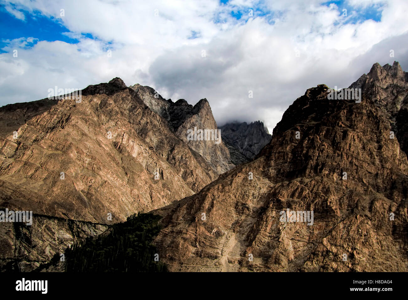 Northern pakistan hi-res stock photography and images - Alamy