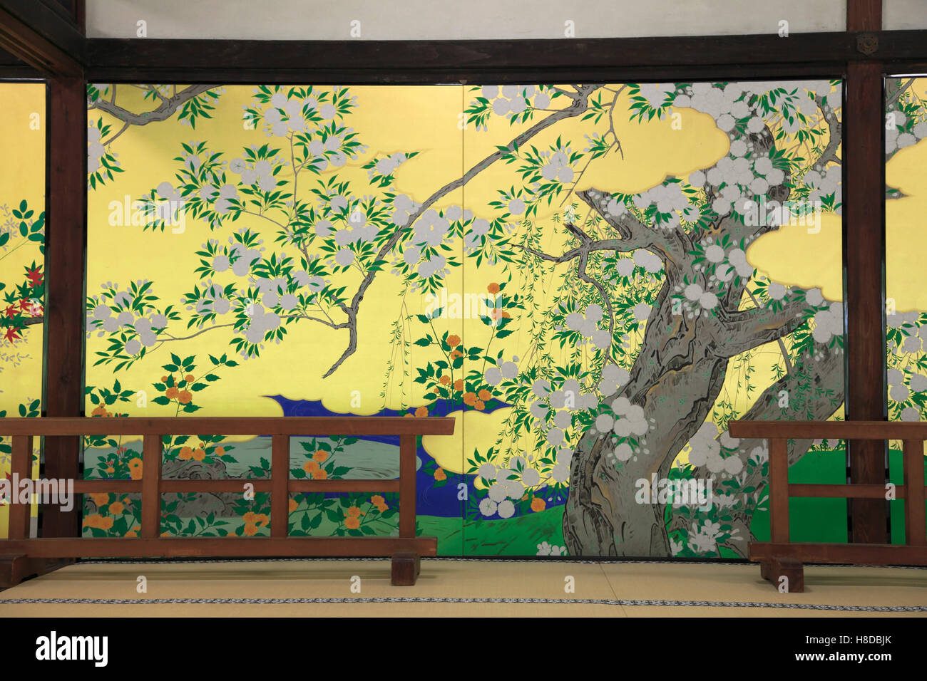 Japan temple interior hi-res stock photography and images - Alamy