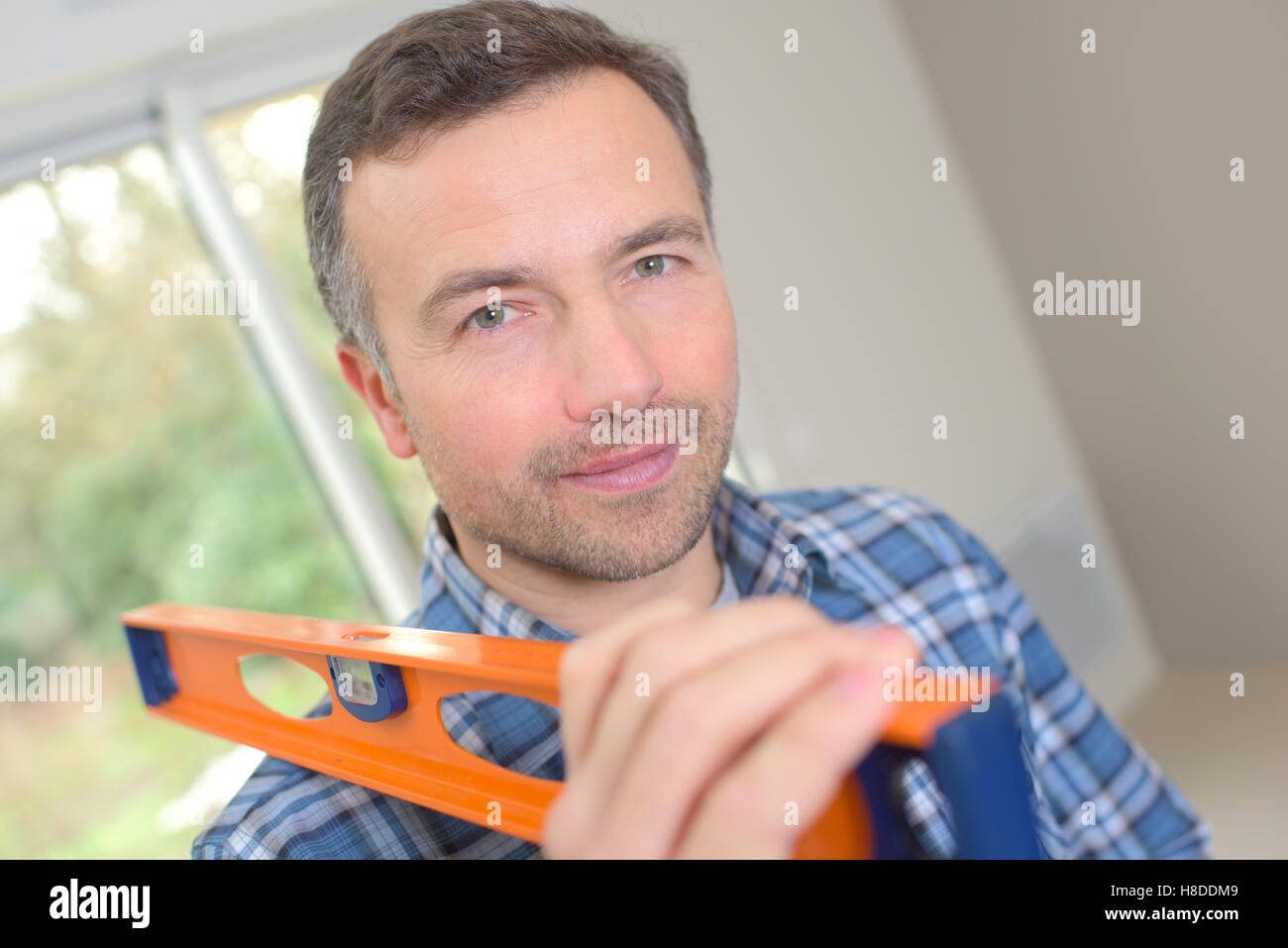 Builder job spirit level work hi-res stock photography and images - Alamy