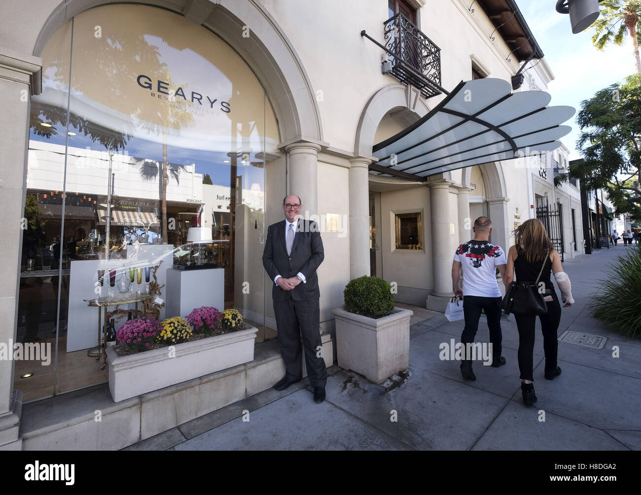 Los Angeles, California, USA. 10th Oct, 2016. Tom Blumenthal, CEO of ...