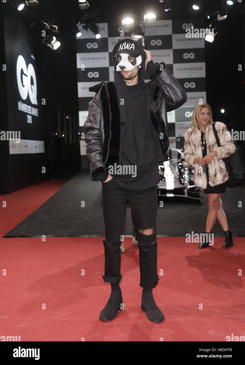 Berlin, Germany. 10th Nov, 2016. Rapper Cro arrives for the 'GQ Maenner ...