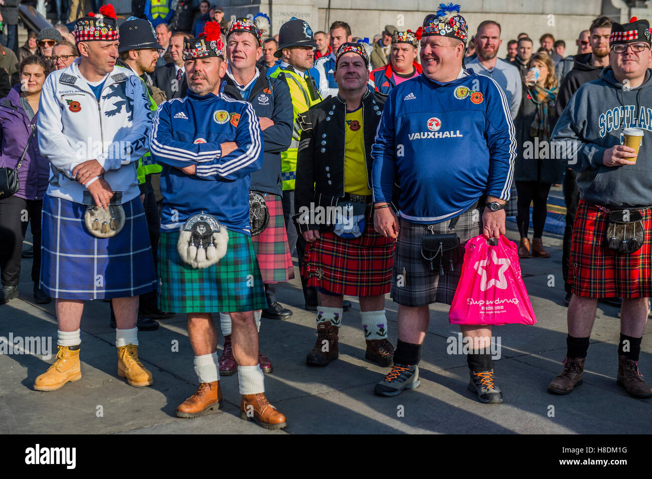 Scottish ploice hi-res stock photography and images - Alamy