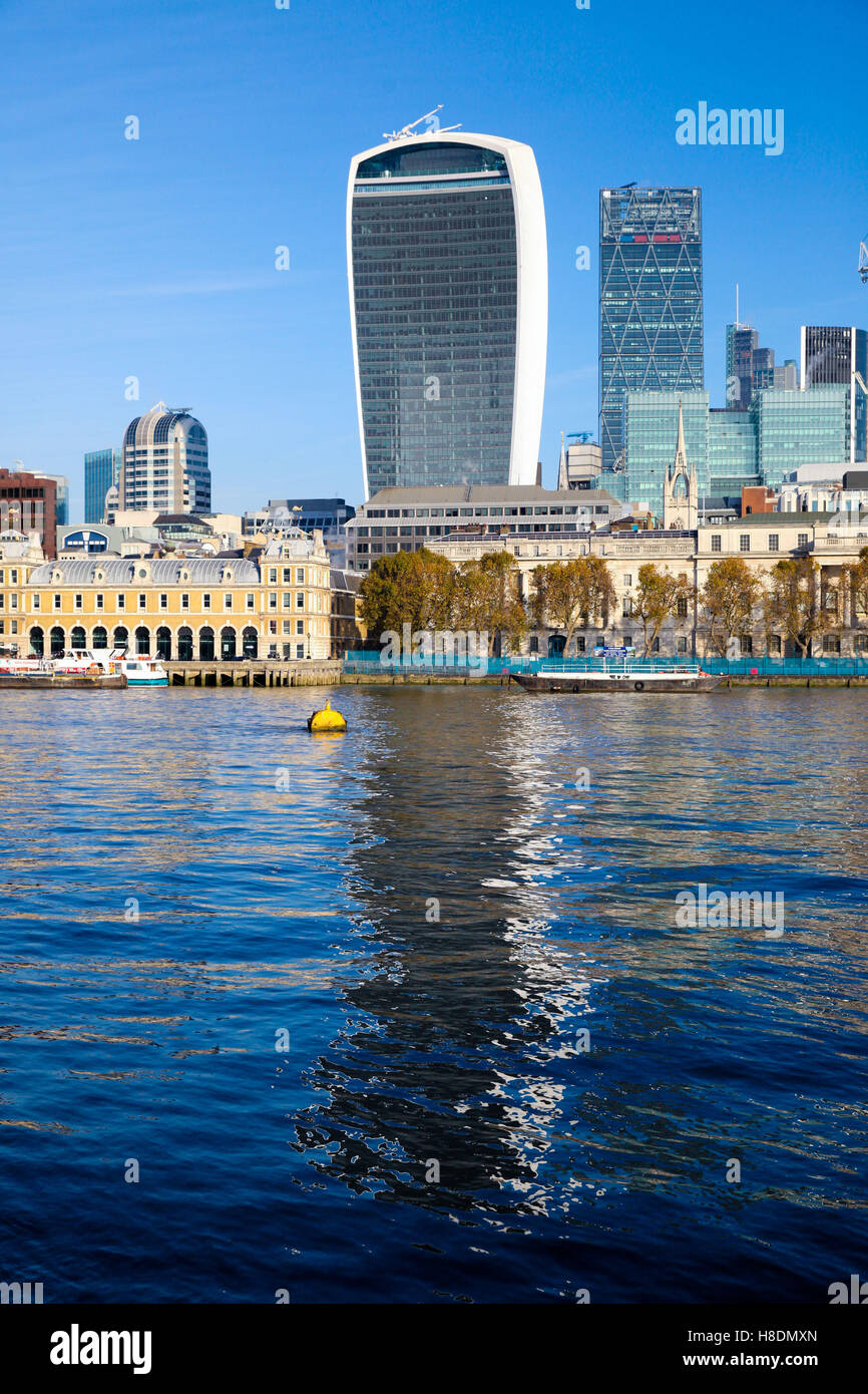 London uk 11th nov 2016 hi-res stock photography and images - Alamy