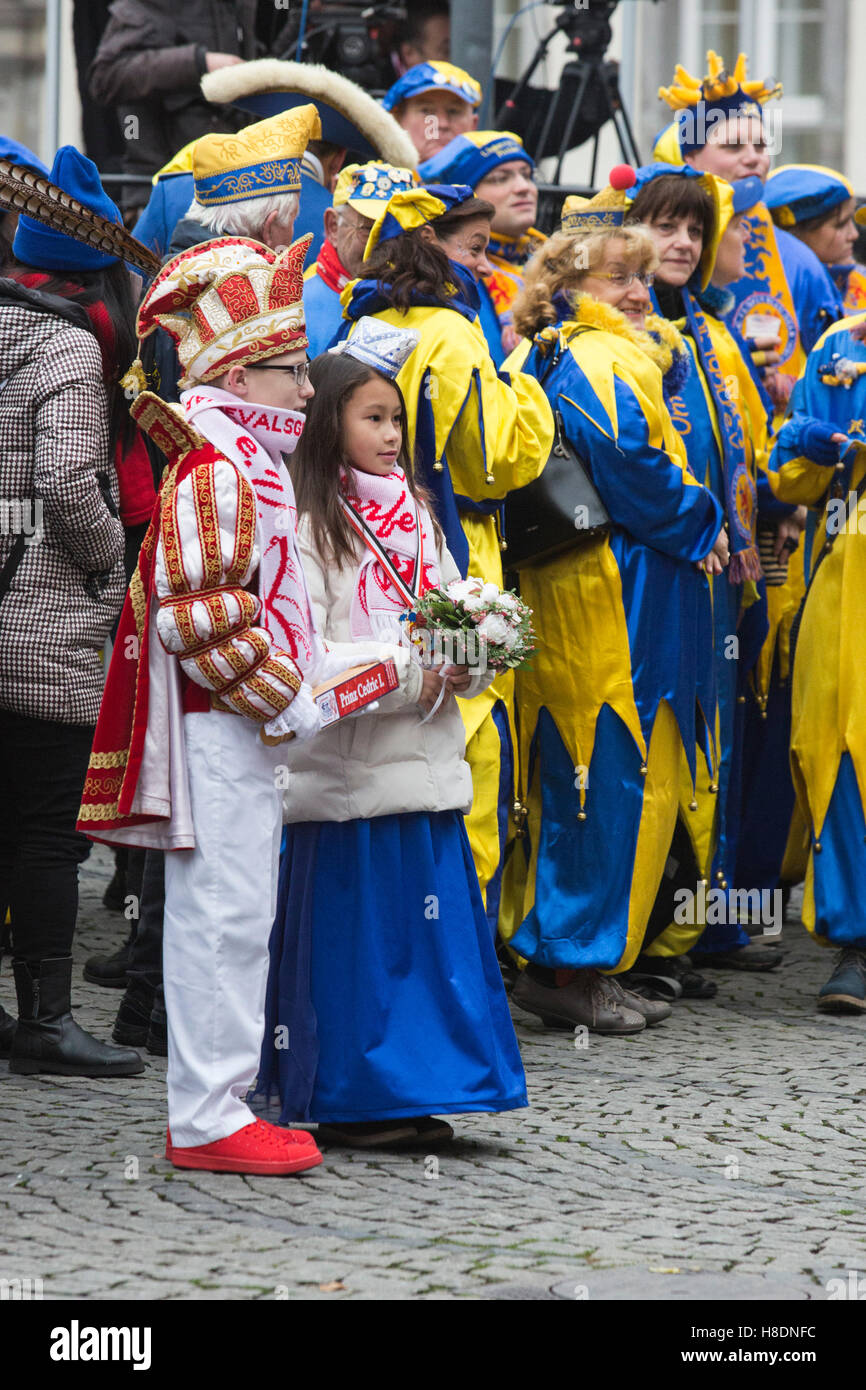 Kinderprinzenpaar hi-res stock photography and images - Alamy