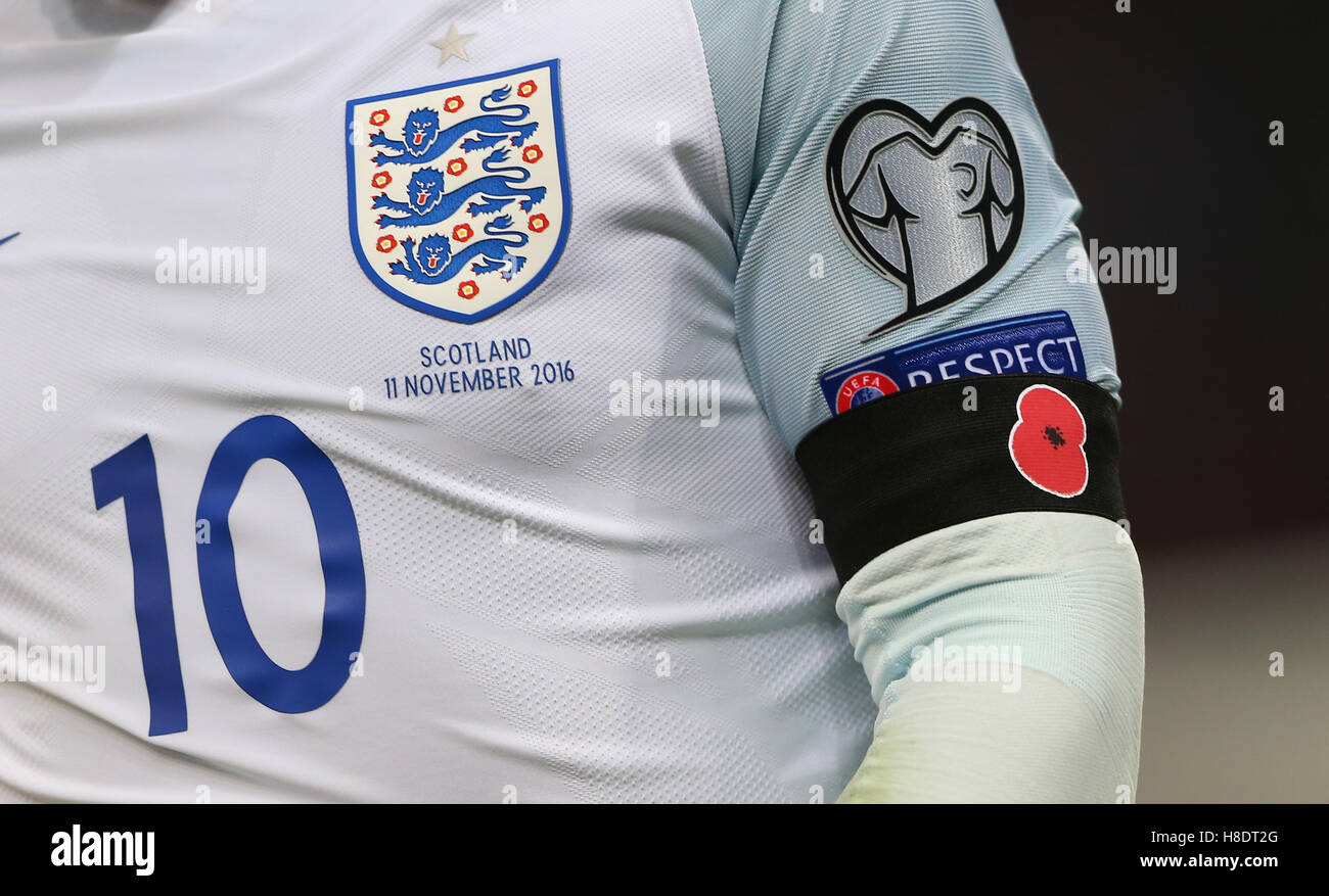 Football poppy hi-res stock photography and images - Alamy