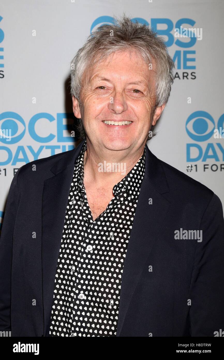Beverly Hills, CA. 10th Nov, 2016. Mal Young at arrivals for CBS ...