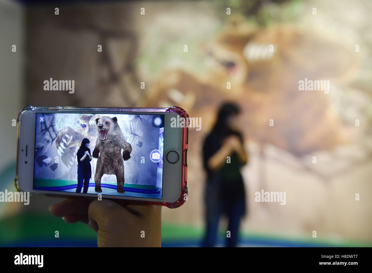Jinjiang, China's Fujian Province. 11th Nov, 2016. A woman poses for a ...