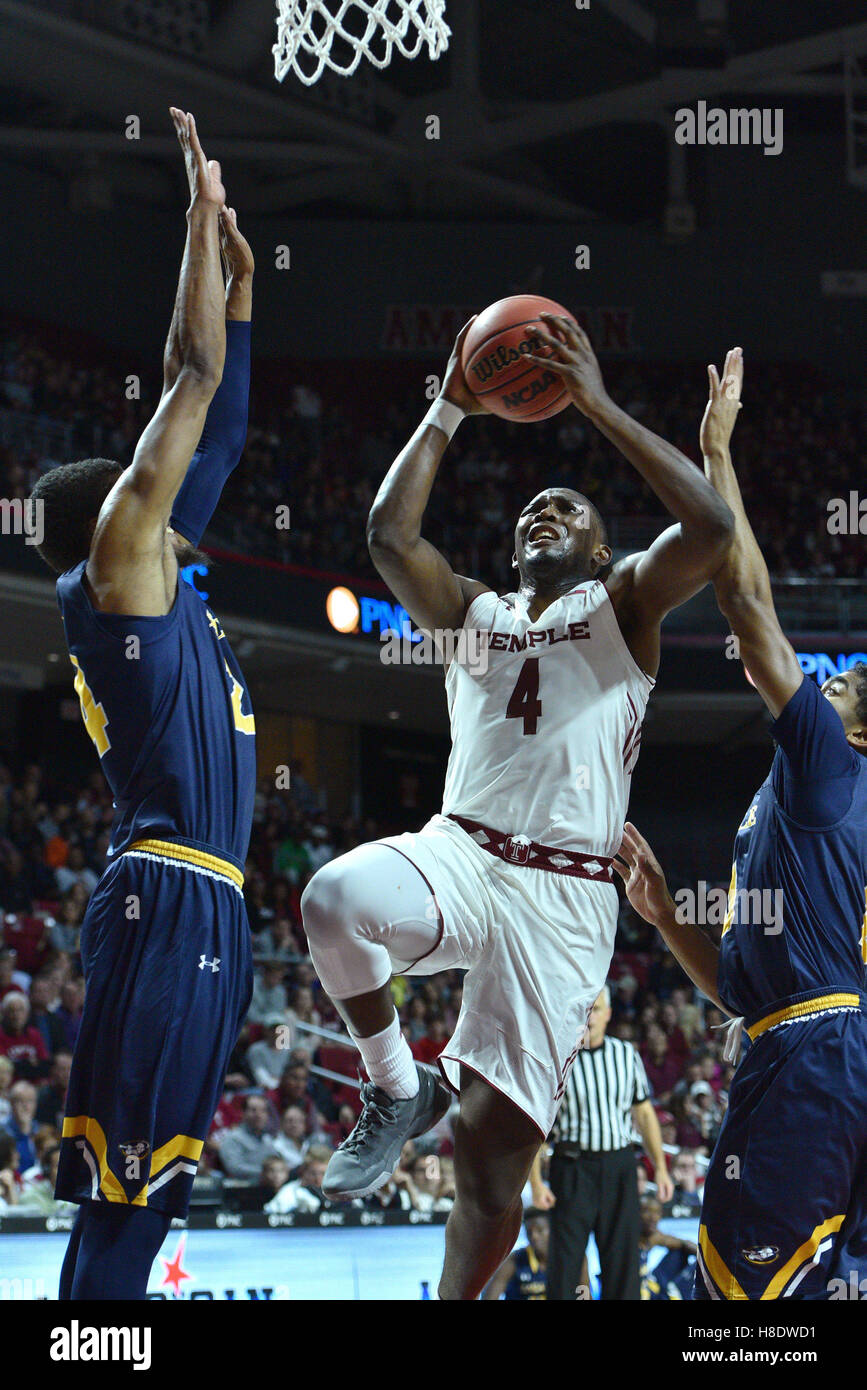 Philadelphia, Pennsylvania, USA. 11th Nov, 2016. Temple Owls guard ...
