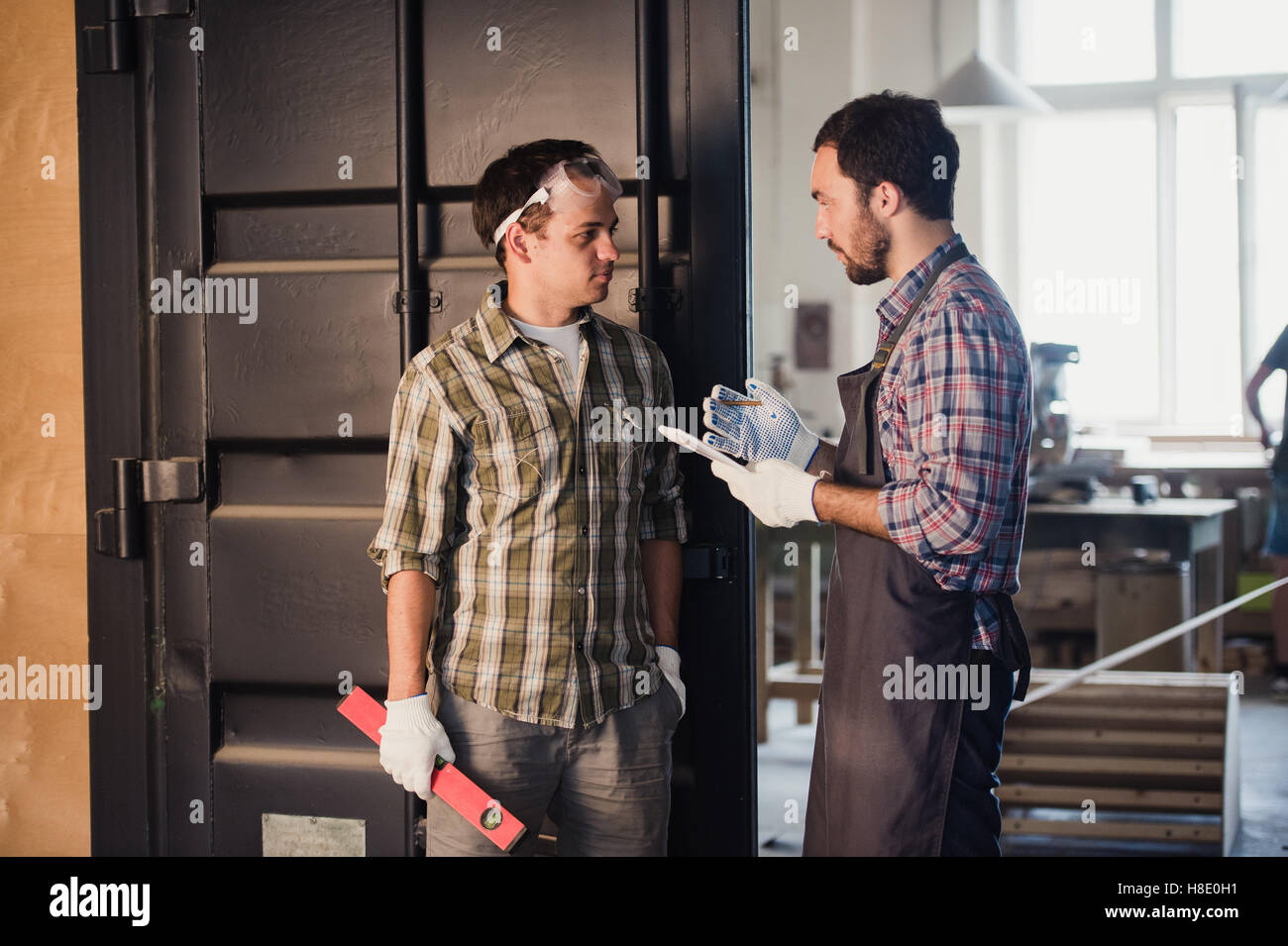 Carpentry meeting men on hi-res stock photography and images - Alamy
