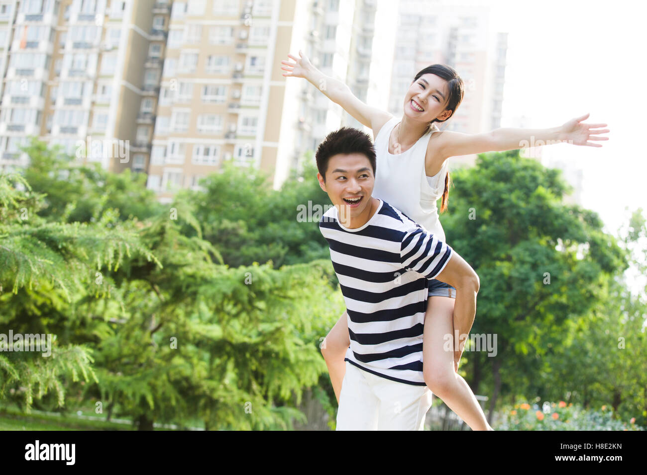 Happy young Chinese couple Stock Photo - Alamy