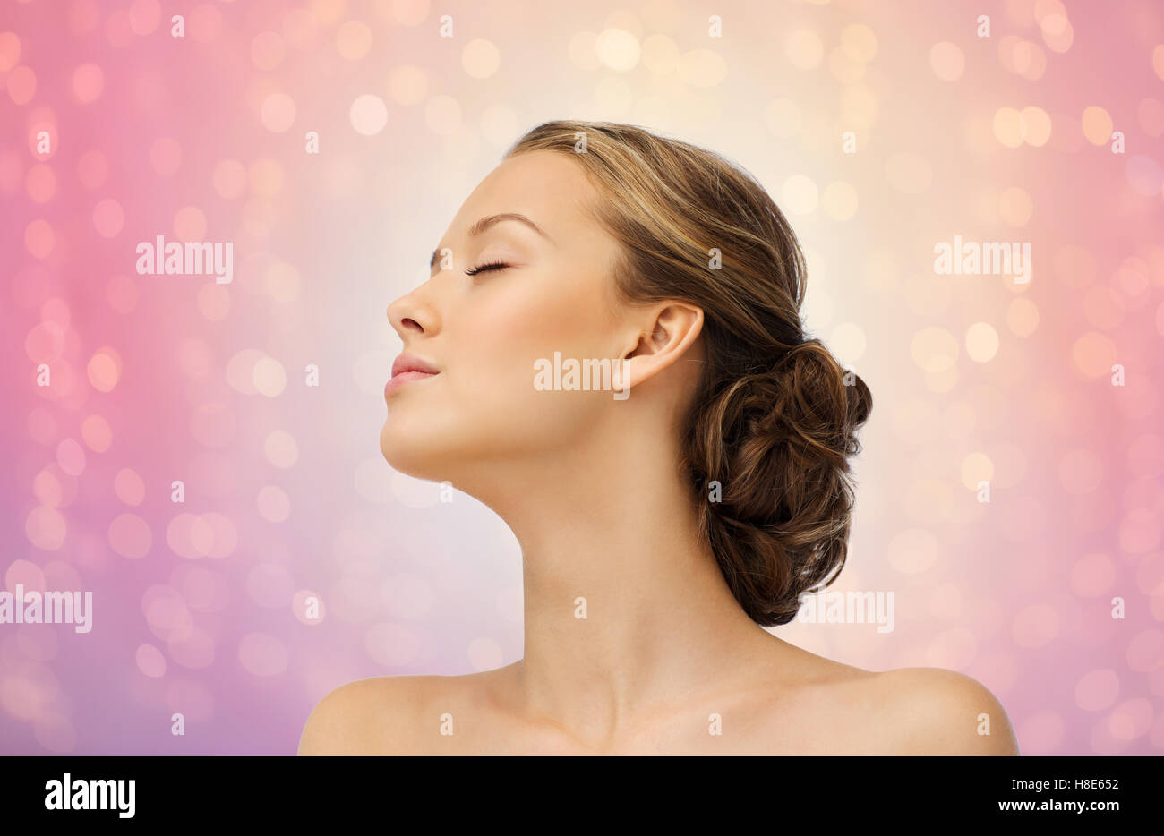 young woman face and shoulders Stock Photo - Alamy