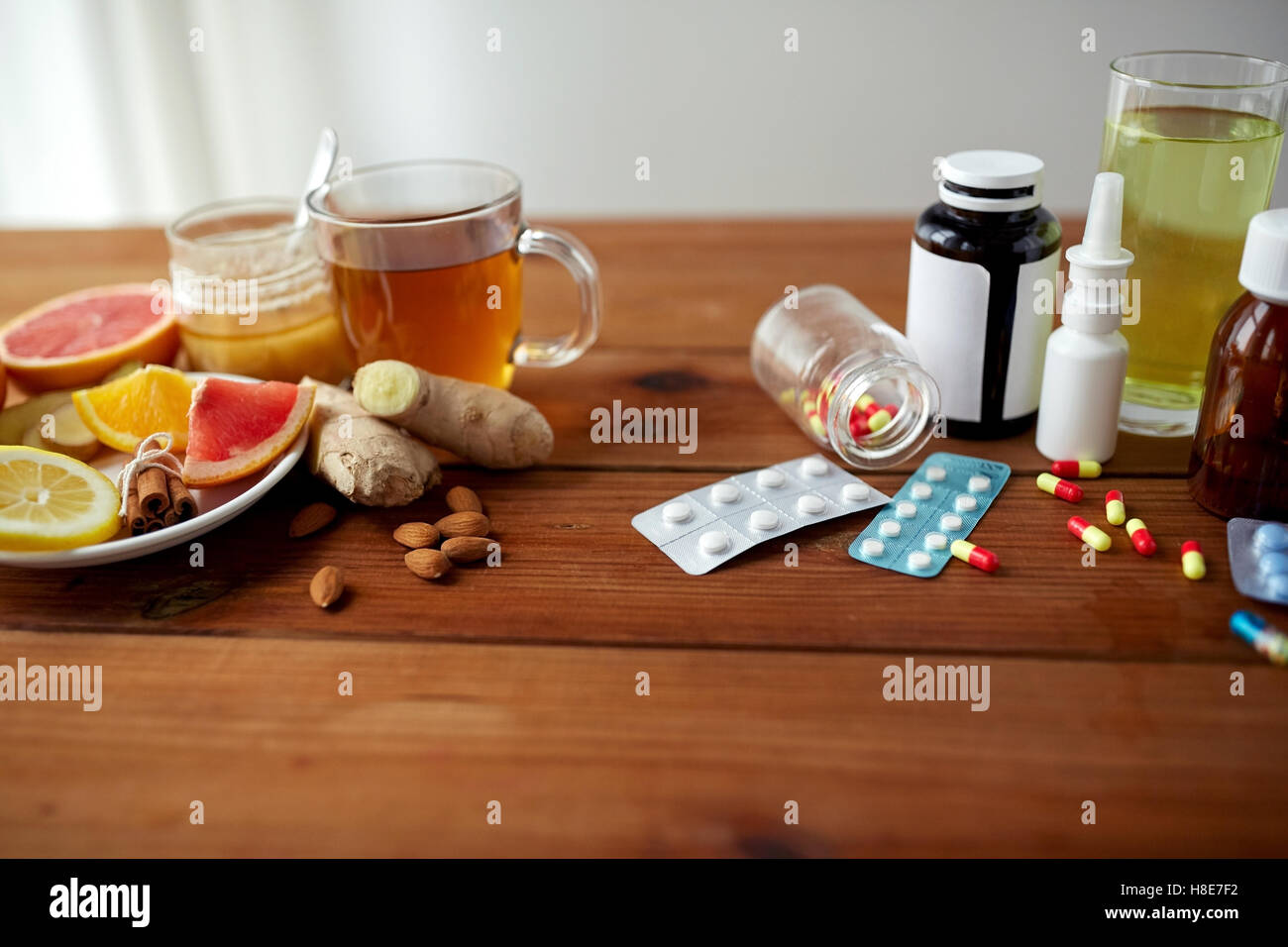traditional medicine and synthetic drugs Stock Photo - Alamy