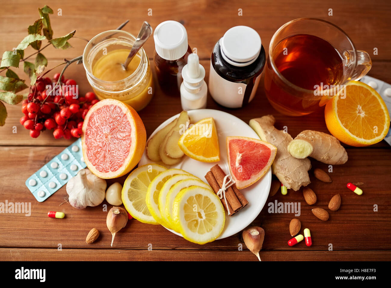 traditional medicine and drugs Stock Photo - Alamy