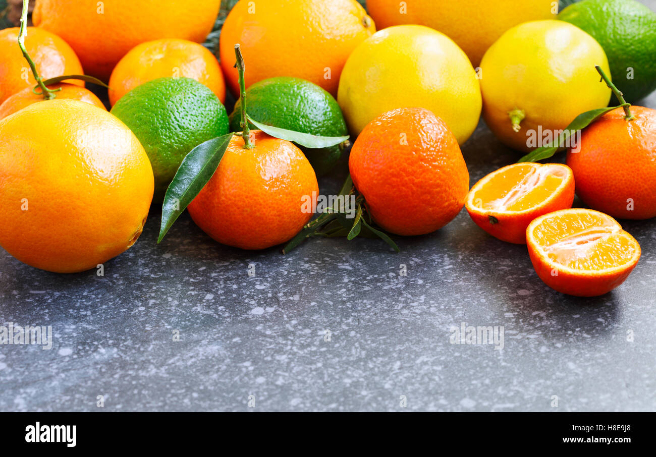 Citrus fruits hi-res stock photography and images - Alamy